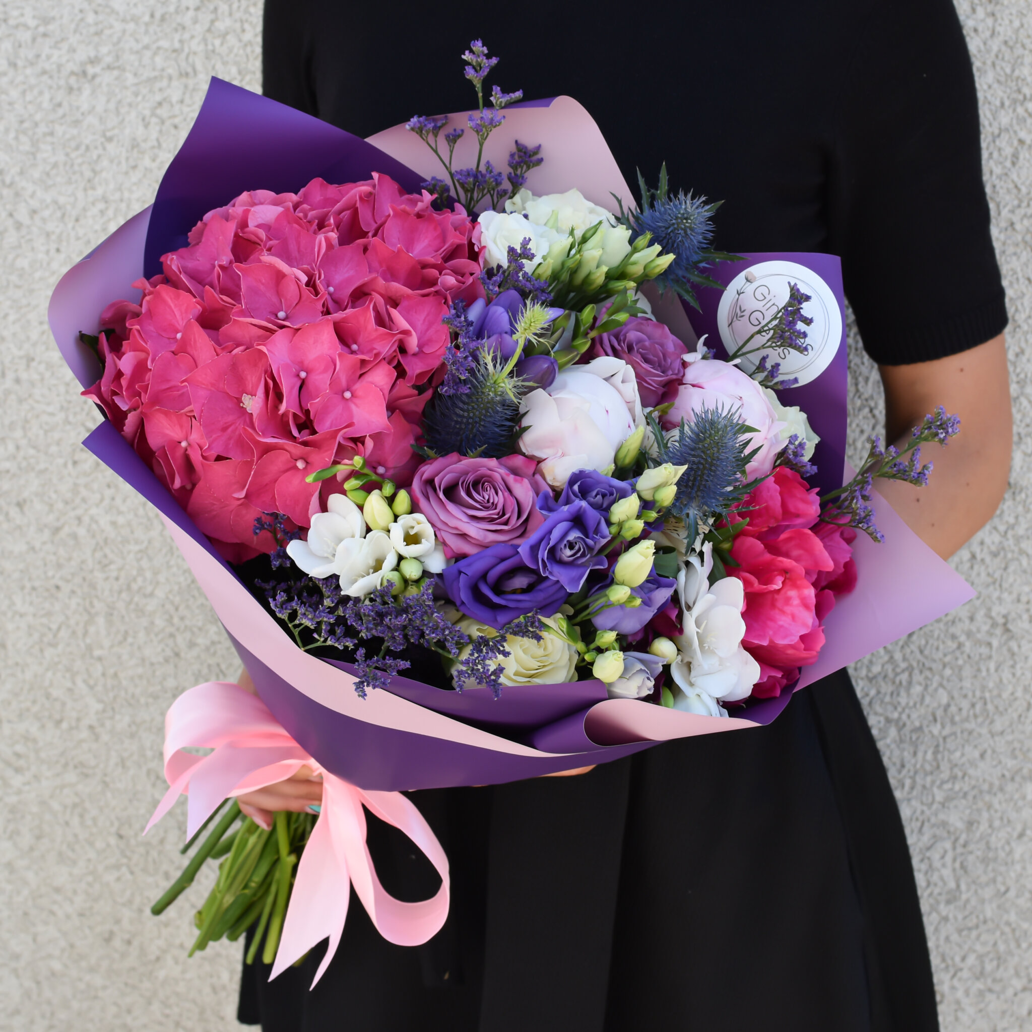 Frezijos | Frezijų puokštės ir dėžutės Vilniuje | Gintarės Gėlės