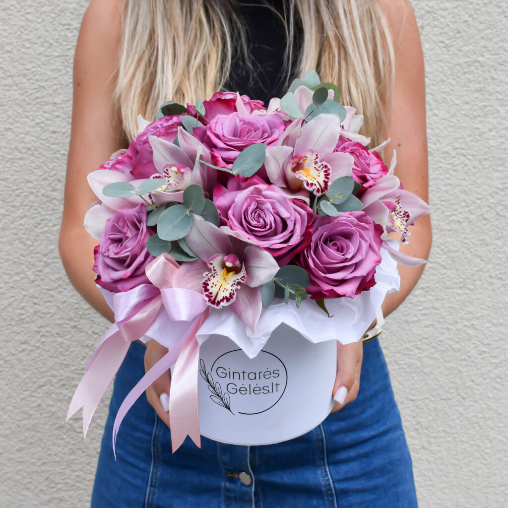 Gėlių pristatymas Vilniuje | Į Namus ar biurą | Vilnius ir priemiesčiai